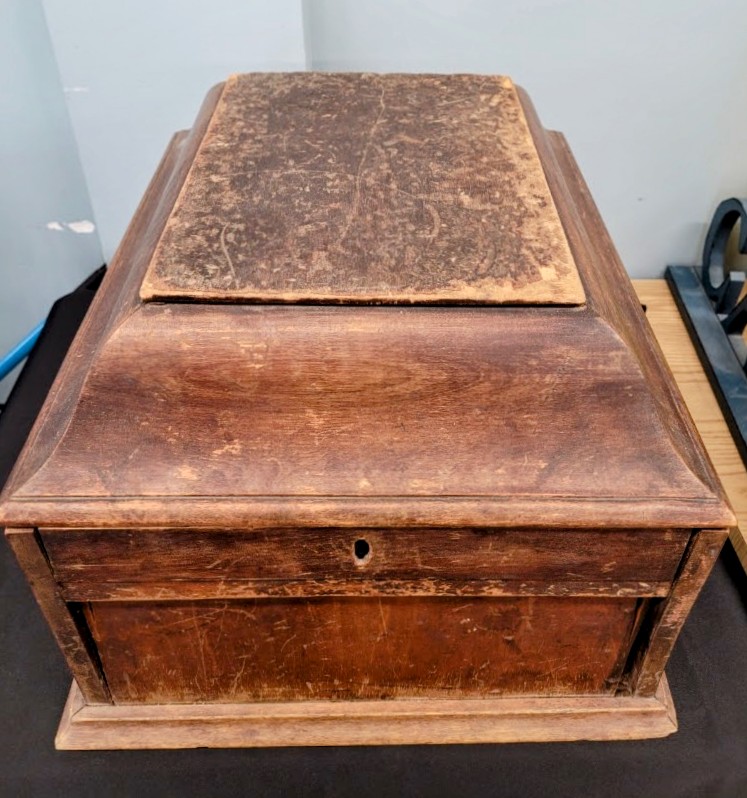 Online Auctions – Churches Thrift Shop